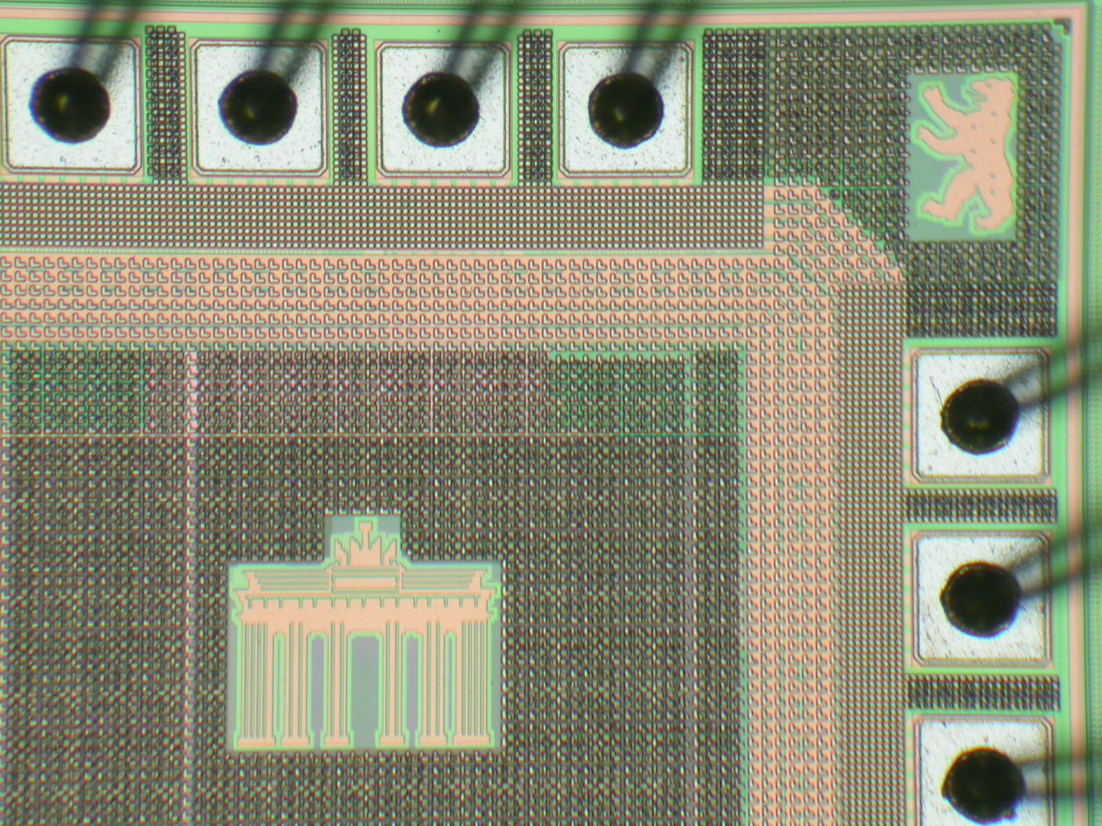Break-Secured-IC-PIC16F716-flash-memory-cut-off-microcontroller ... Break-Secured-IC-PIC16F716-flash-memory-cut-off-microcontroller ...